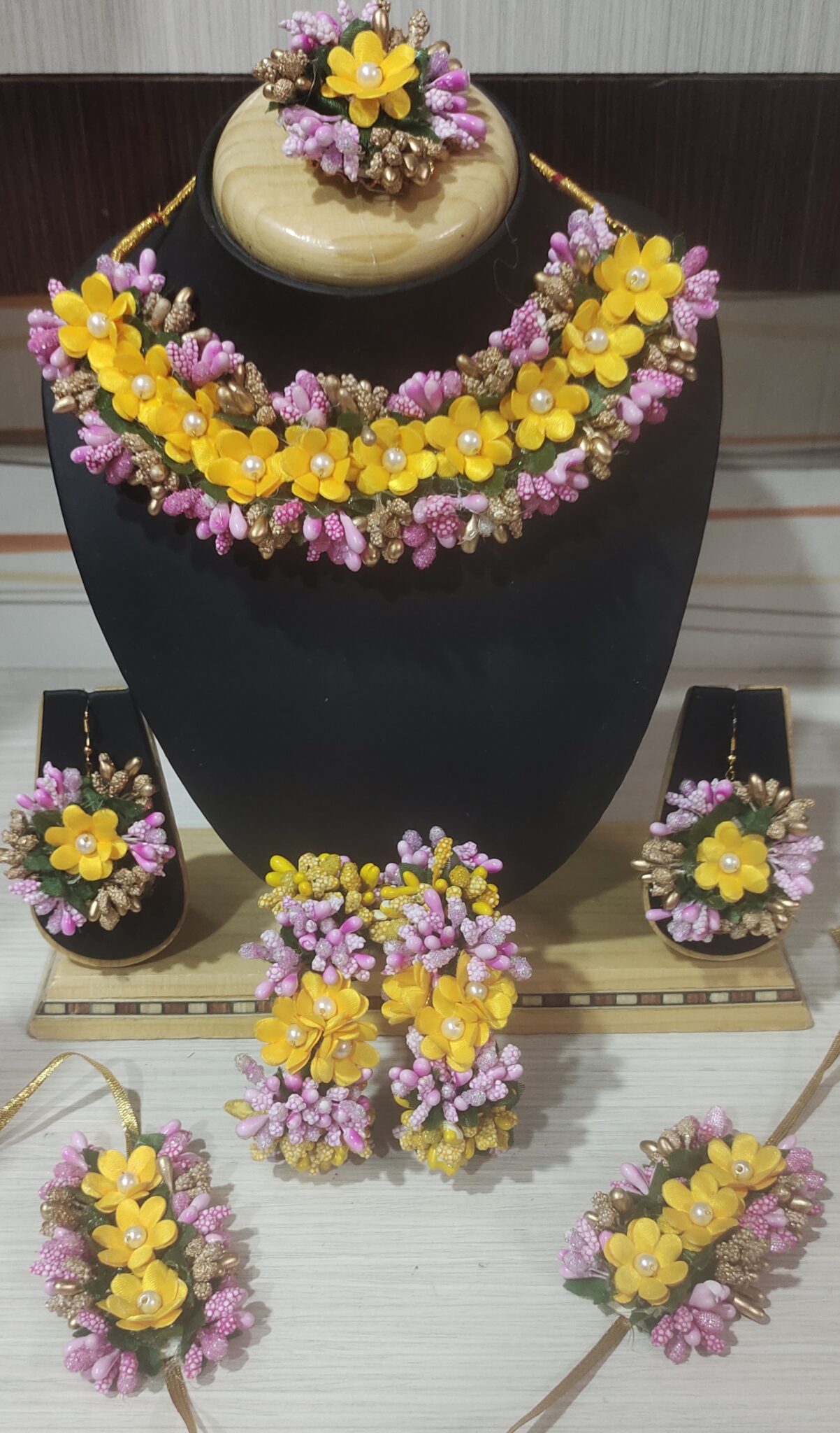 Haldi floral jewellery set - Scoop My Art